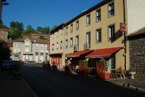 La Vieille Auberge (Auvergne-Rhône-Alpes, Haute-Loire, D589), otel
