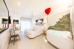 Suites Roma Tiburtina Luxury (Via O. Malagodi No:14), otel  Roma'dan