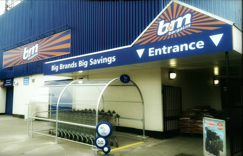 Şans oyunları B&m Store, İngiltere, foto