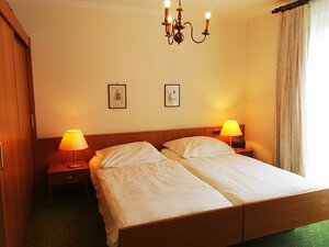 Park-Appartements (Baden-Württemberg, Breisgau-Hochschwarzwald, Luisenstraße, 11), otel