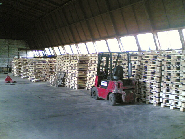 Paketleme malzemeleri firmaları Pallet Service Manufacturing and Trading Company, Podorogie, foto