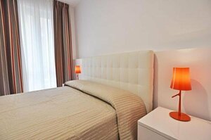 Bb Hotels Aparthotel Visconti (Via T. Gulli No:1), otel  Milano'dan