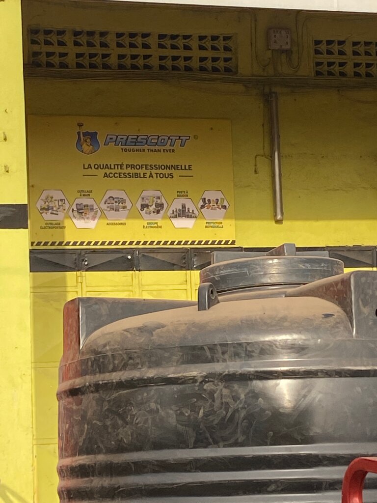 ATM'ler Prescott, Bouake, foto