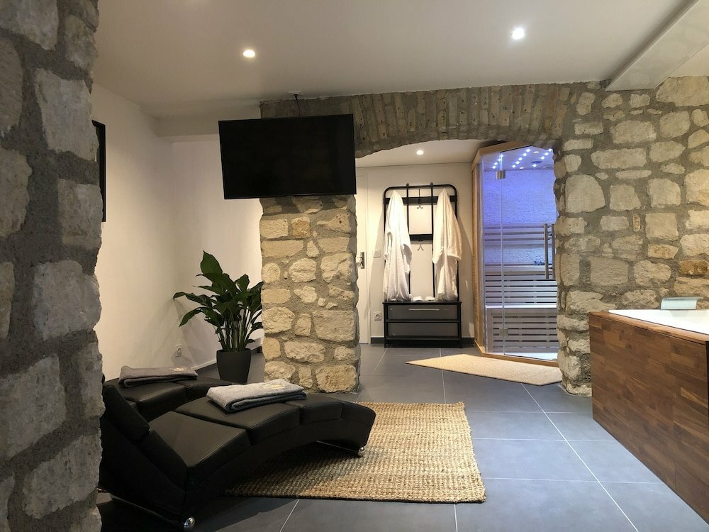 Otel Appart SPA Privatif, Reims, foto