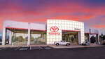 Kendall Toyota of Bend (Oregon, Deschutes County, Bend, Old Farm District), otomobil satış galerileri  Bend'den