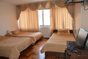 Hotel Santiago (Cotopaxi, Latacunga), otel