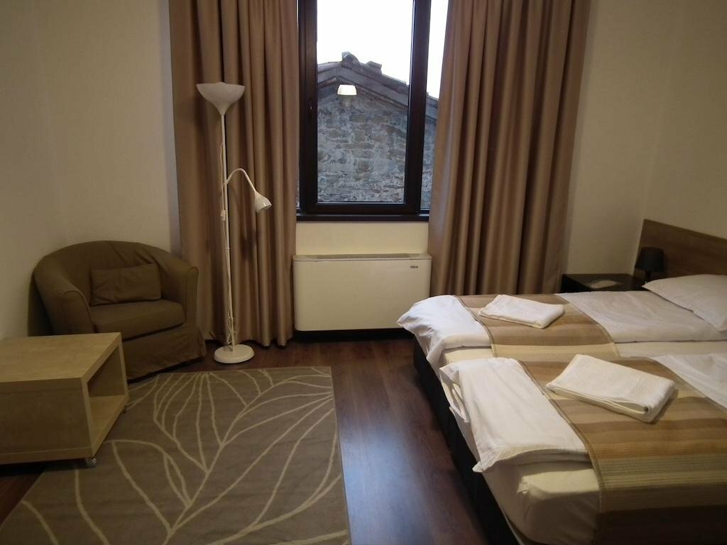 Otel Lion Guest House, Tırnova (Veliko‑Tırnovo), foto