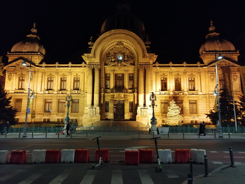 Turistik yerler CEC Palace, Bükreş, foto