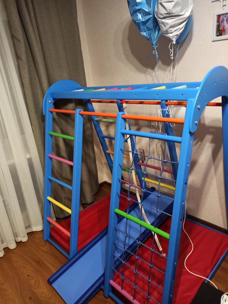 Çocuk oyun ekipmanları ABSprom, Cheboksary, foto