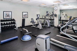 DoubleTree by Hilton Charlotte City Center (North Carolina, Mecklenburg County, Charlotte, South College Street), otel  Charlotte'dan