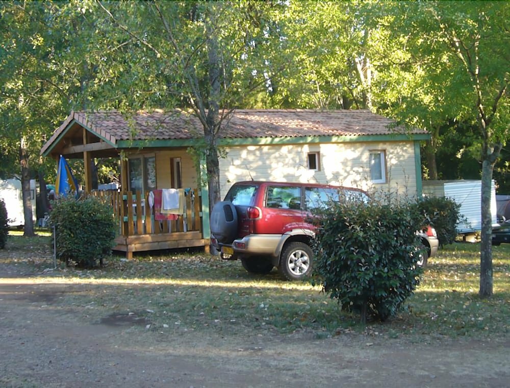 Otel Camping de Graniers, , foto