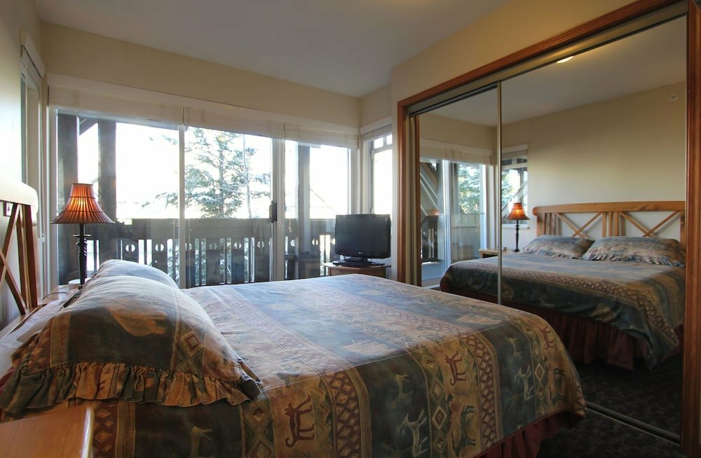 Kısa süreli konaklama Lagoons Condos by Whistler Retreats, Britanya Kolumbiyası, foto