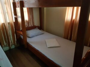 Doxa Transient House (Gov A Reyes Street,Vigan,Ilocos Sur,), otel  Vigan'dan
