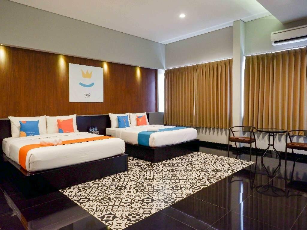 Otel Sans Hotel Empress Simpang Lima, Semarang, foto