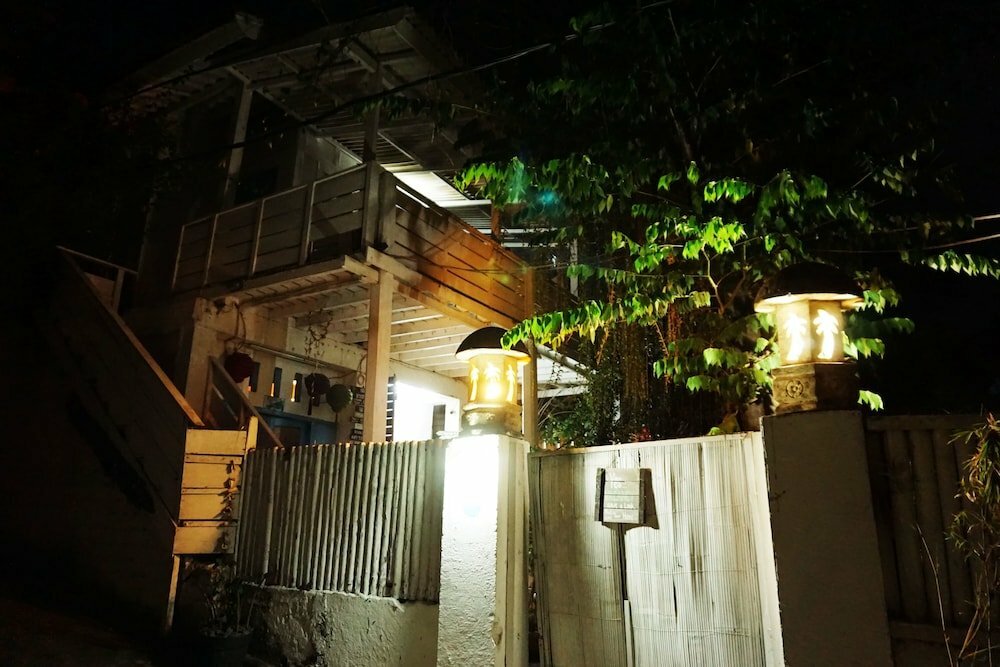 Otel Salon de Nomad Gili T., , foto