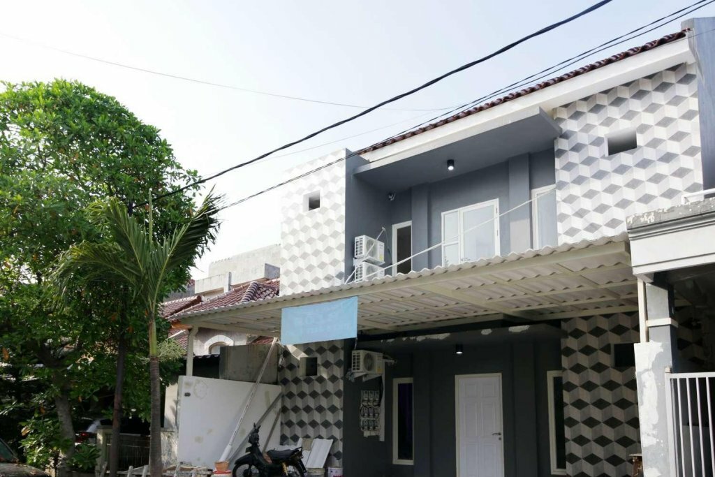 Otel Airy Gunung Anyar Pecatu Tiga E9 Surabaya, Surabaya, foto