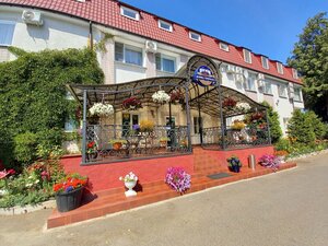 Domik u Prichala (Sidorovskiy Canal Embankment No:3), otel  Lomonosov'dan