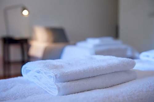 Otel Cowbridge Cabins, Galler, foto