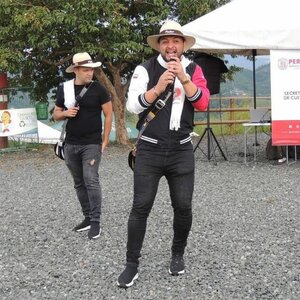 Trovadores Tinto y Pastor La Amenaza Paisa (Valle del Cauca, Municipio de Santiago de Cali, Calle 20, 17F-36), eğlence merkezleri