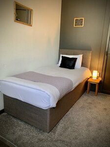 Yally Hotel (England, Stockport, Manchester), otel  İngiltere'den