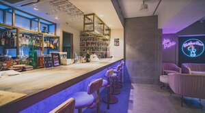 Shisha（シーシャ）Cafe & Bar PukuPuku（プクプク）西麻布店 (Tokyo Metropolis, 東京都道412号), bar  Tokyo'dan