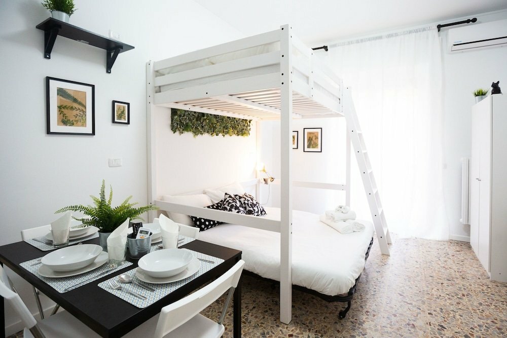 Kısa süreli konaklama Home Hotel - Anacreonte 7, Milano, foto