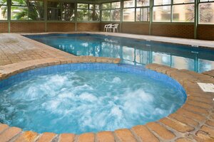 Best Western Geelong Motor Inn & Serviced Apartments (Canberra, Geelong Street), otel  Jelong'dan