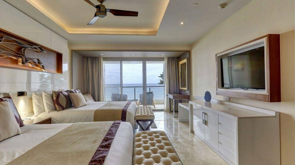 Otel Breezes Grand Resort and SPA, Dünya, foto