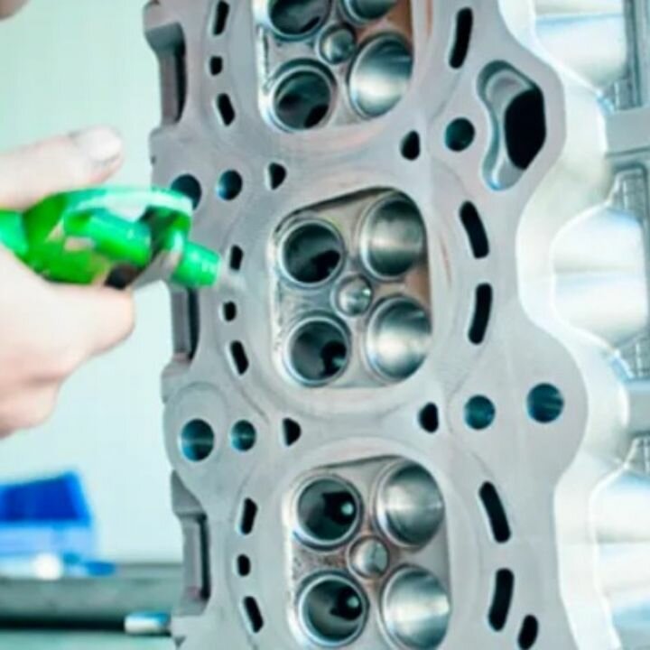 Otomobil yedek parçaları Fema Motors de Fabian Fajardo, Cordoba, foto