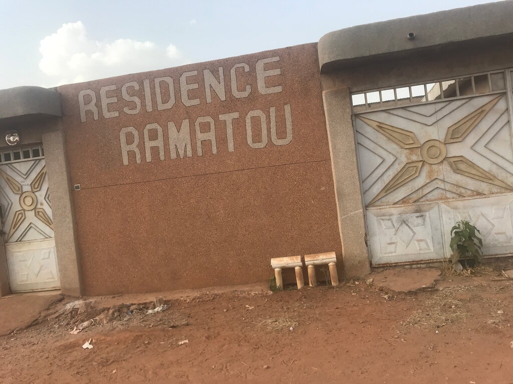 ATM'ler Residence Ramatou, Bouake, foto