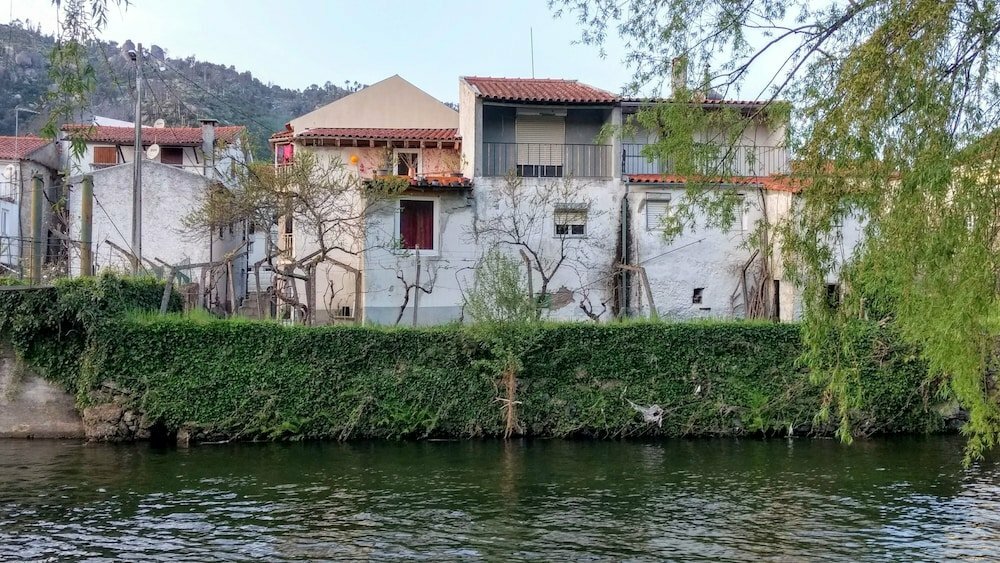 Otel Sandomil Riverbeach Tiny House, Guarda, foto