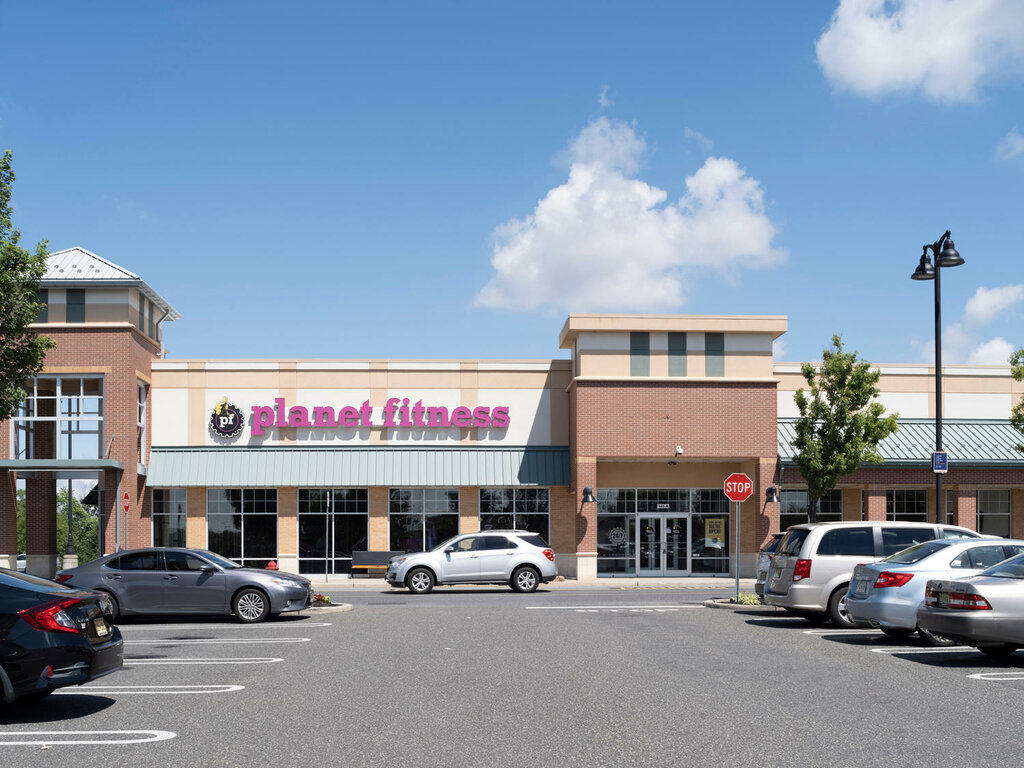 Alışveriş merkezleri The Shoppes at Cinnaminson, New Jersey Eyaleti, foto