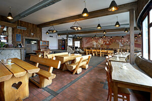 Restaurace Zimák (Středočeský kraj, Kladno, Slany, Lacinova), restoran  Orta Bohemya Bölgesi'nden