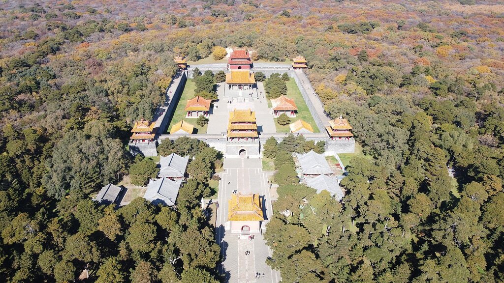 Turistik yerler Мавзолей Хун Тайчжи, Shenyang, foto