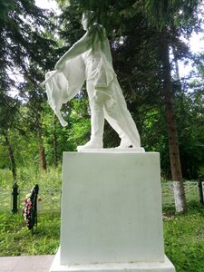 Воинское захоронение № 29 (Tula Region, Belyovskiy rayon, selskoye poseleniye Pravoberezhnoye, derevnya Bogdanovo, Shkolnaya ulitsa), anıt, heykel  Tulskaya oblastından