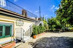 Villa Limoneto B (Campania, Province of Naples, Sorrento, Via Santa Lucia, 23), otel  Campania'dan
