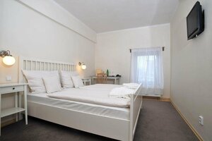 Hotel La Romantica (Středočeský kraj, Mlada Boleslav, Viničná), otel  Mlada Boleslav'tan