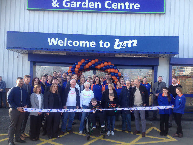 Şans oyunları B&m Home Store with Garden Centre, İngiltere, foto