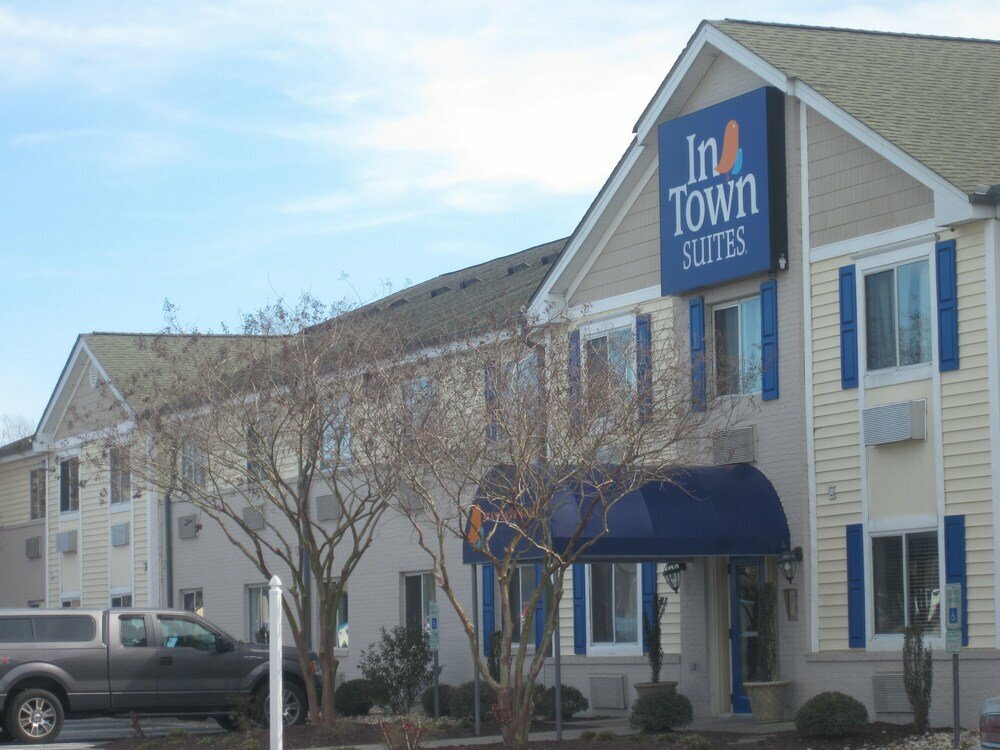 Otel InTown Suites Extended Stay Greenville, Greenville, foto