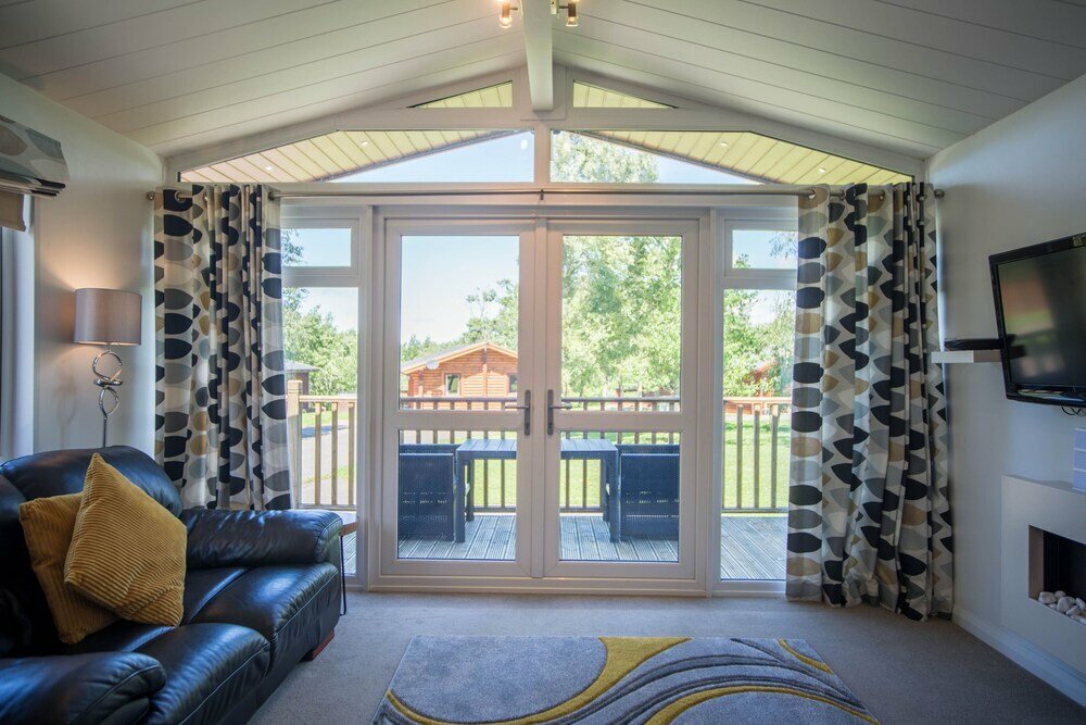 Otel Puddleduck Lodge With Hot Tub, İngiltere, foto