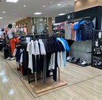 Descente Golf (Aichi Prefecture, Nagoya, Meijo Line, Sakae metro station), golf kulüpleri  Nagoya'dan