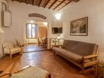 Borgo San Frediano Suites (Borgo San Frediano No:65, Florence), kısa süreli konaklama  Floransa'dan