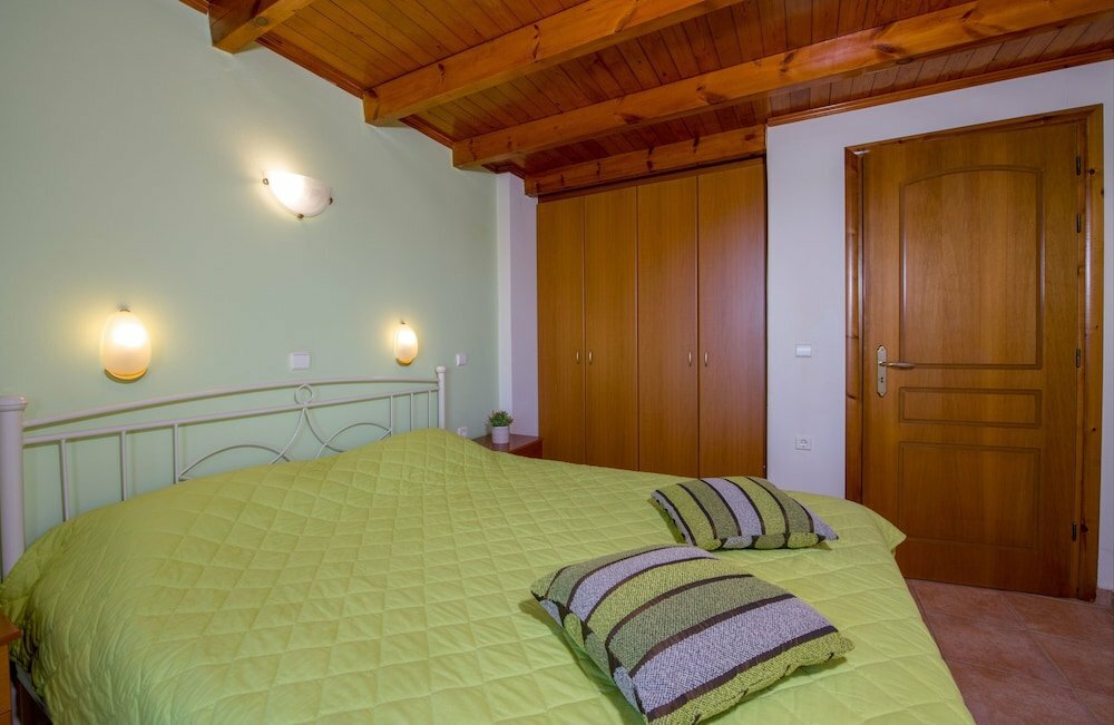 Otel Villa Dimosthenis 4 bedrooms with private pool, Dünya, foto