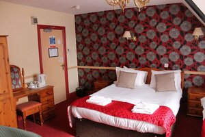 The George Hotel (England, Wiltshire County, Amesbury), otel  Wiltshire County'den