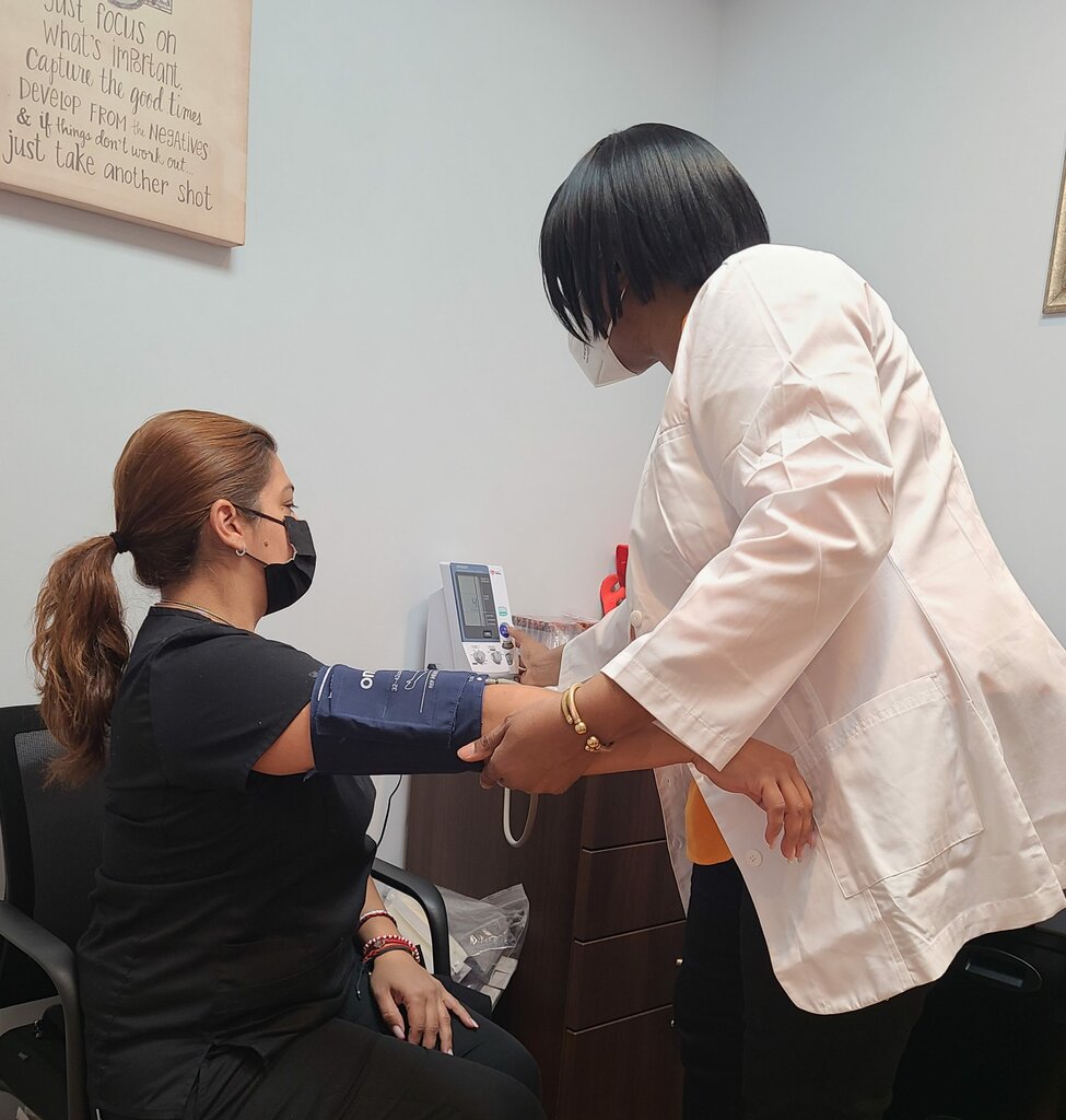 Tıp merkezleri ve klinikler T Bonnett Medical Services PC, New York, foto