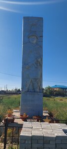 Воинам-участникам Великой Отечественной войны 1941-1945 гг. (Republic of Sakha (Yakutia), Verkhnevilyuyskiy ulus (rayon), Yedyugeyskiy nasleg, selo Andreyevskiy), anıt, heykel  Saha Cumhuriyeti'nden (Yakutistan'dan)