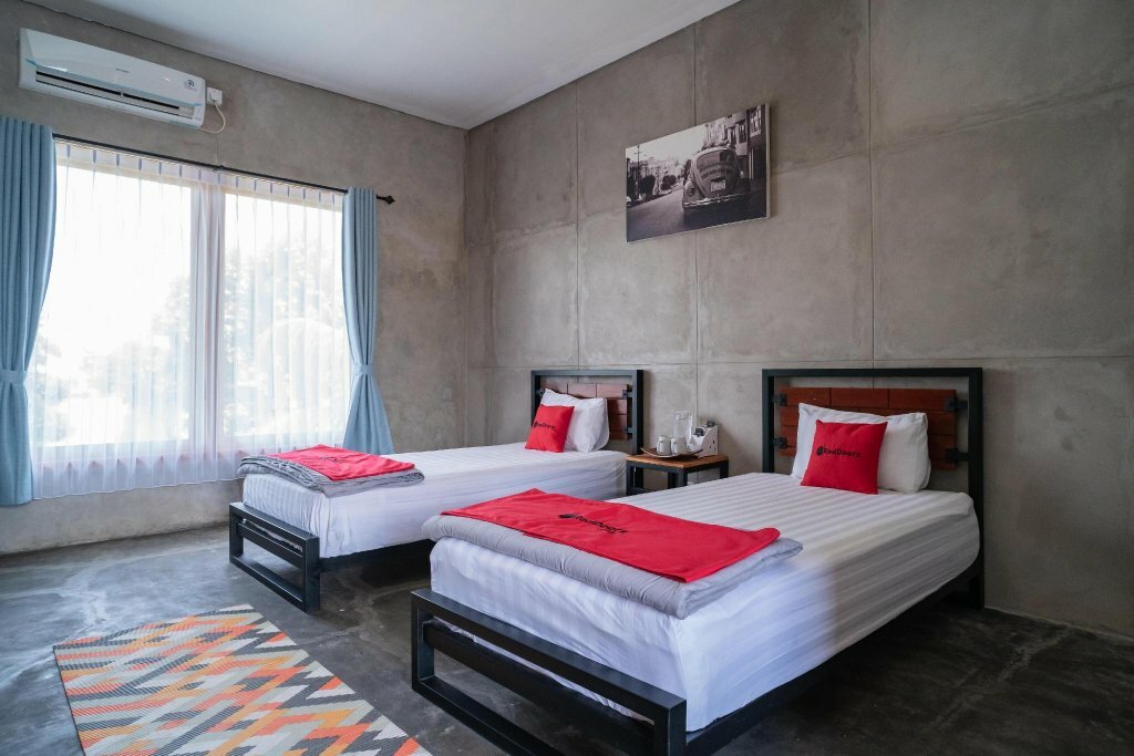 Otel RedDoorz Syariah near Lombok Epicentrum Mall, Mataram, foto