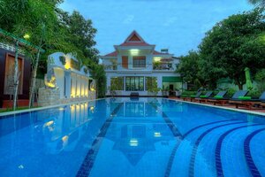 Marvel Holiday Boutique Villa (Krong Siem Reap), otel  Siem Reap'tan