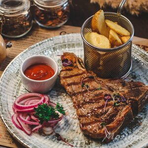 Grill Bar Marinad (Amangeldi Street No:172, Petropavl), kafe  Petropavl'dan (Petropavlovsk'tan)