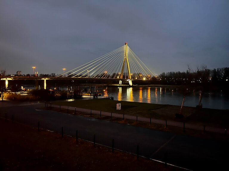 Kültür ve eğlence parkları Skwer Kahla, Varşova, foto